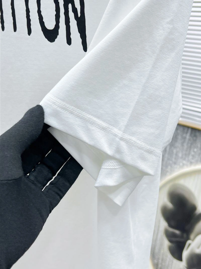 Perfect replica Louis Vuitton T-Shirts