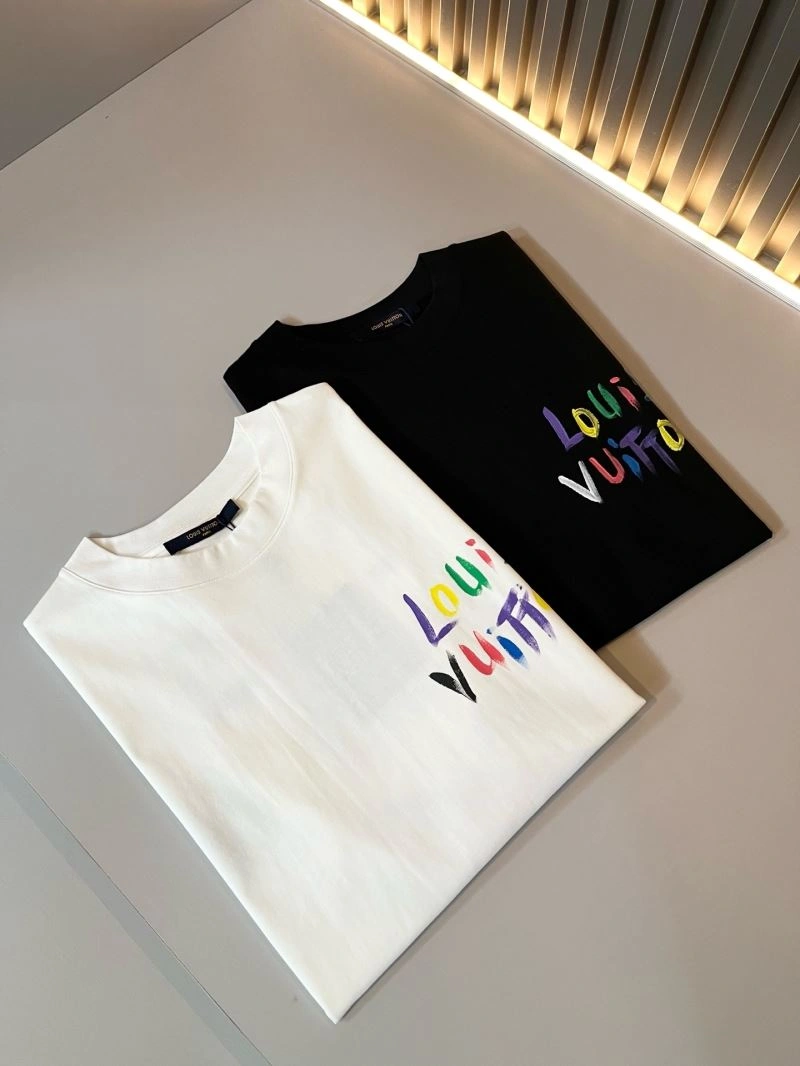 Low-cost Louis Vuitton T-Shirts