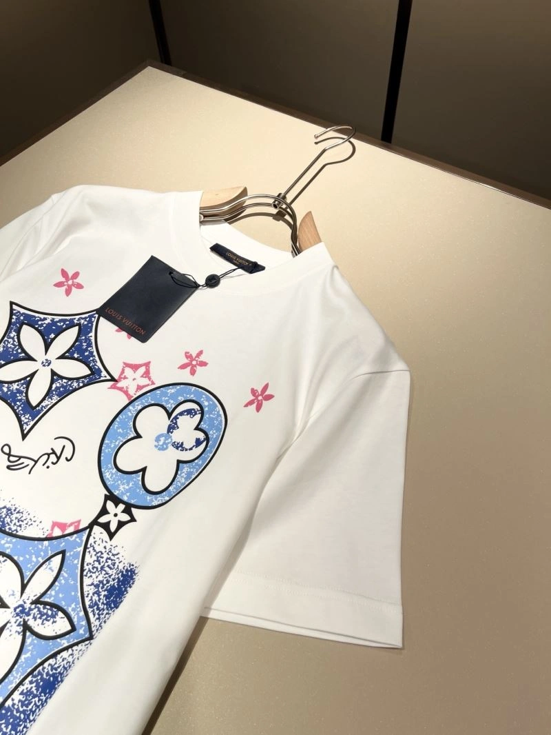 Inexpensive Louis Vuitton T-Shirts