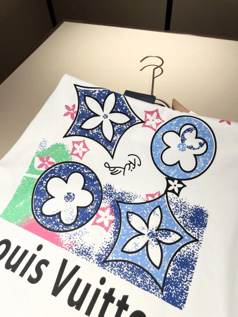 Inexpensive Louis Vuitton T-Shirts