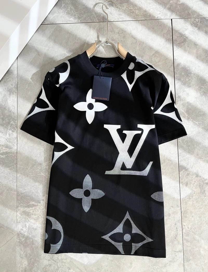 Inexpensive Louis Vuitton T-Shirts