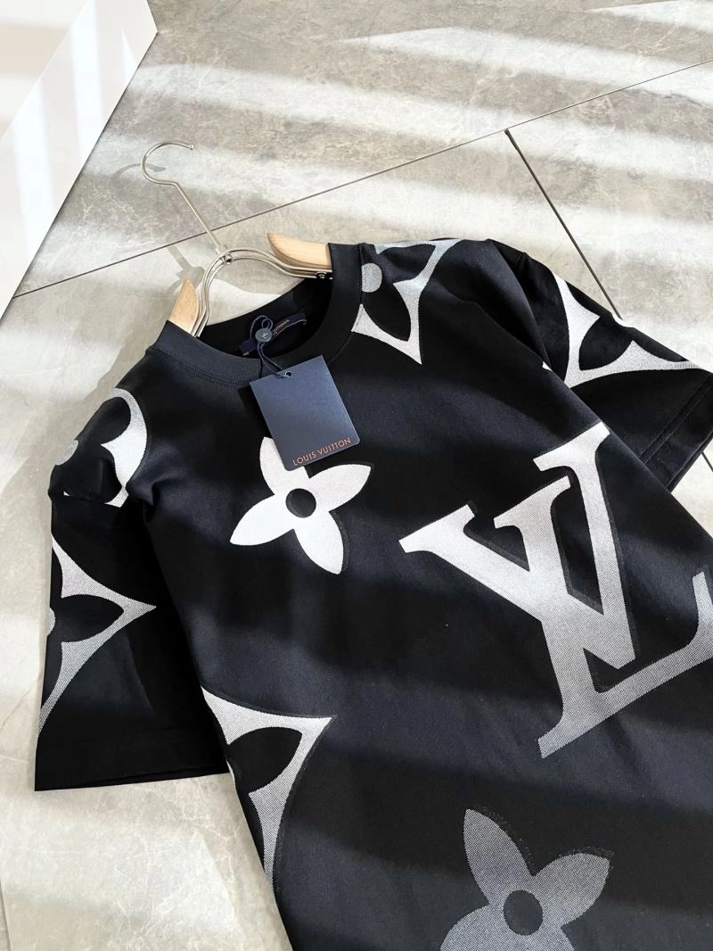 Inexpensive Louis Vuitton T-Shirts