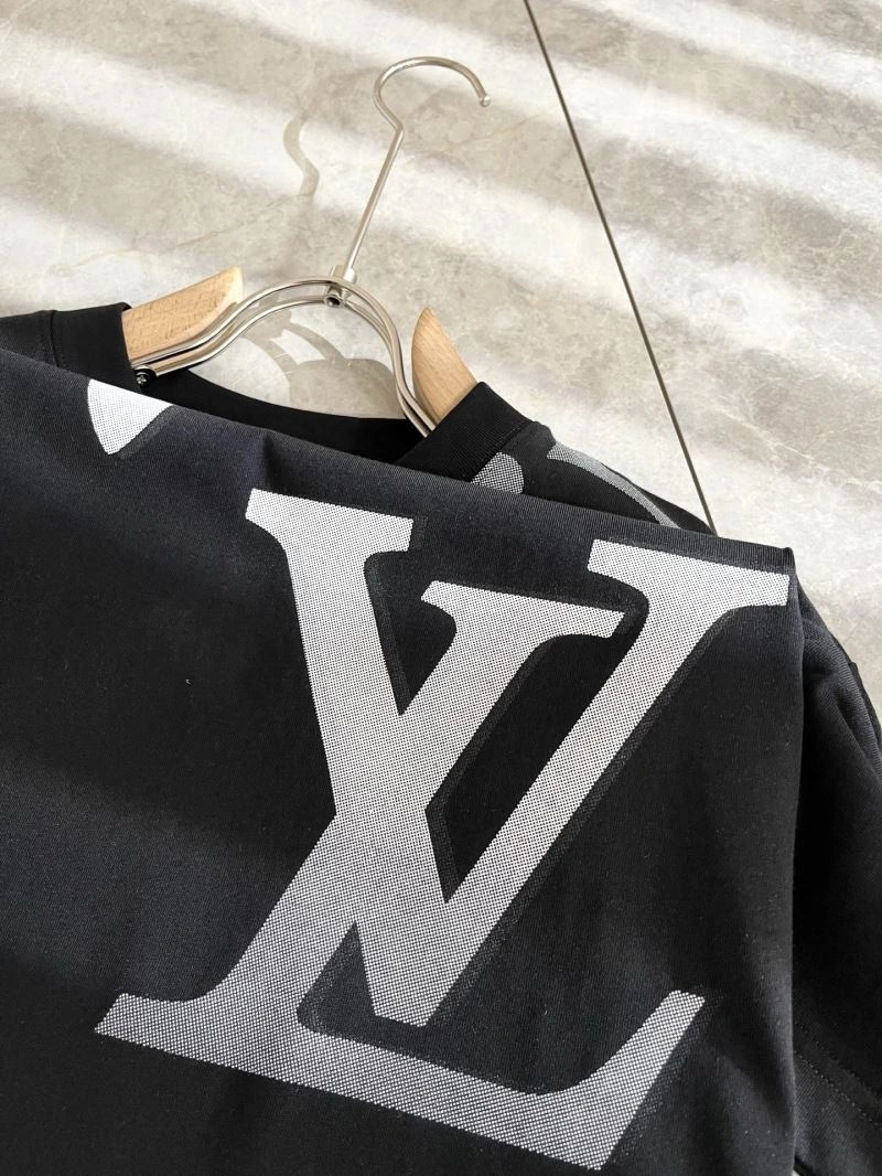 Inexpensive Louis Vuitton T-Shirts
