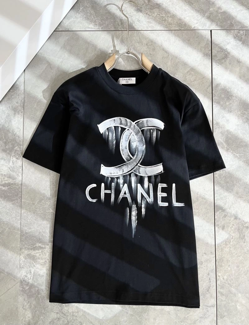 Value-priced Louis Vuitton T-Shirts