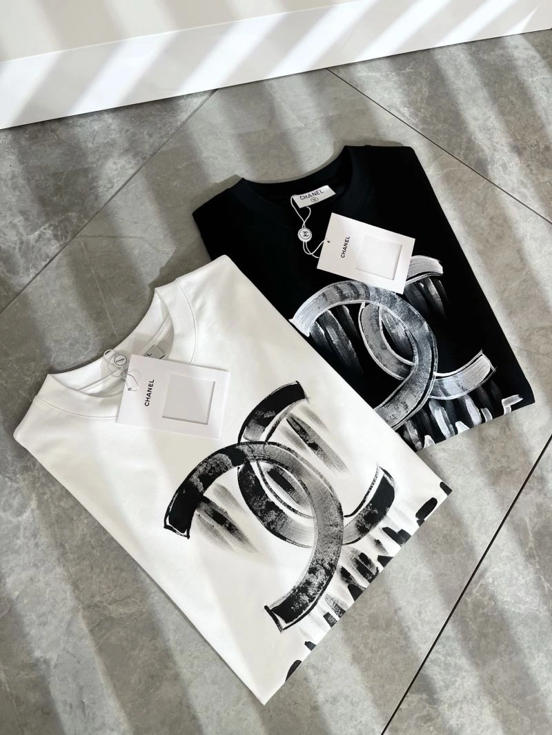 Value-priced Louis Vuitton T-Shirts