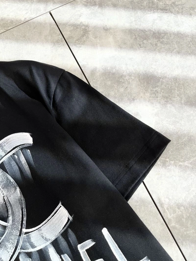 Value-priced Louis Vuitton T-Shirts