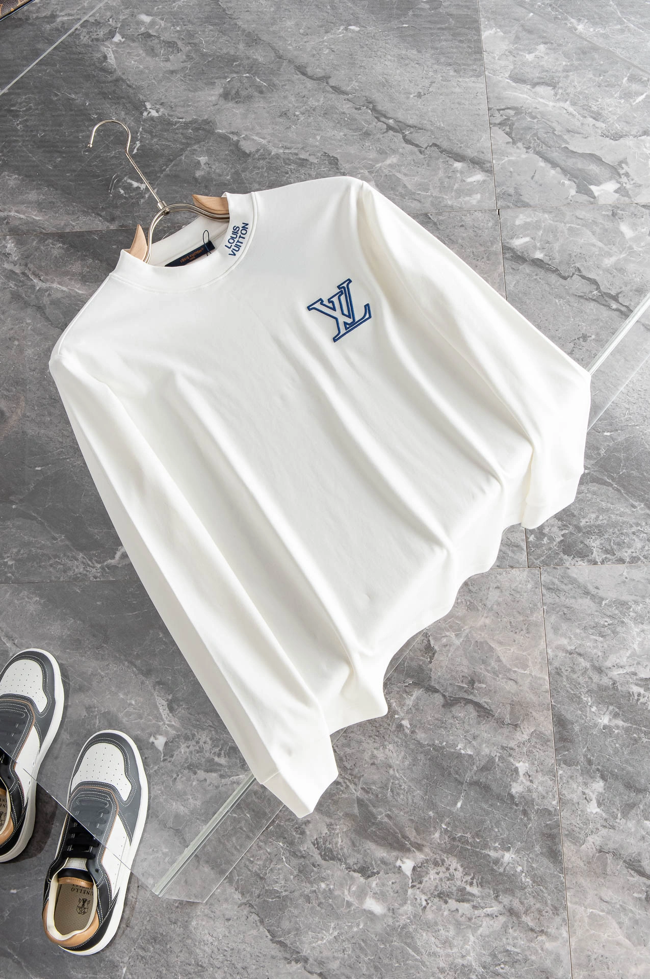 Inexpensive Louis Vuitton T-Shirts