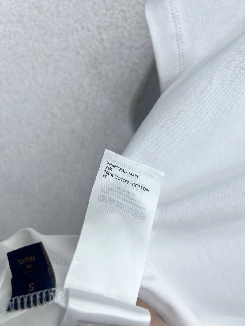 High fidelity Louis Vuitton T-Shirts