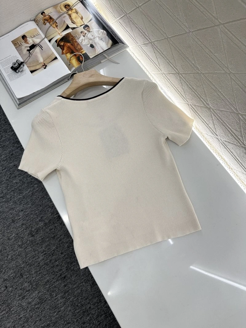 Value-priced Louis Vuitton T-Shirts