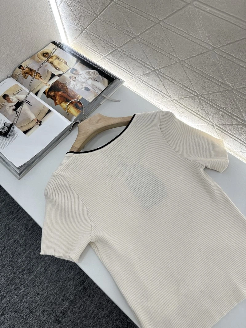 Value-priced Louis Vuitton T-Shirts