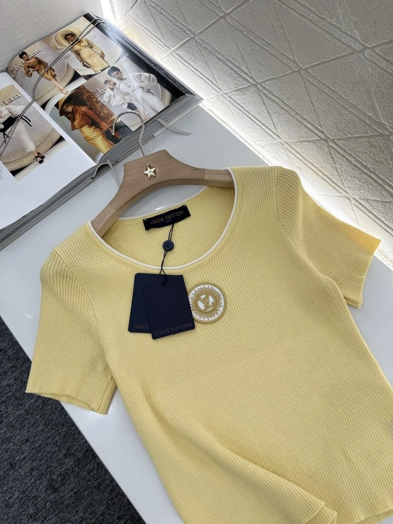 Exact replica Louis Vuitton T-Shirts