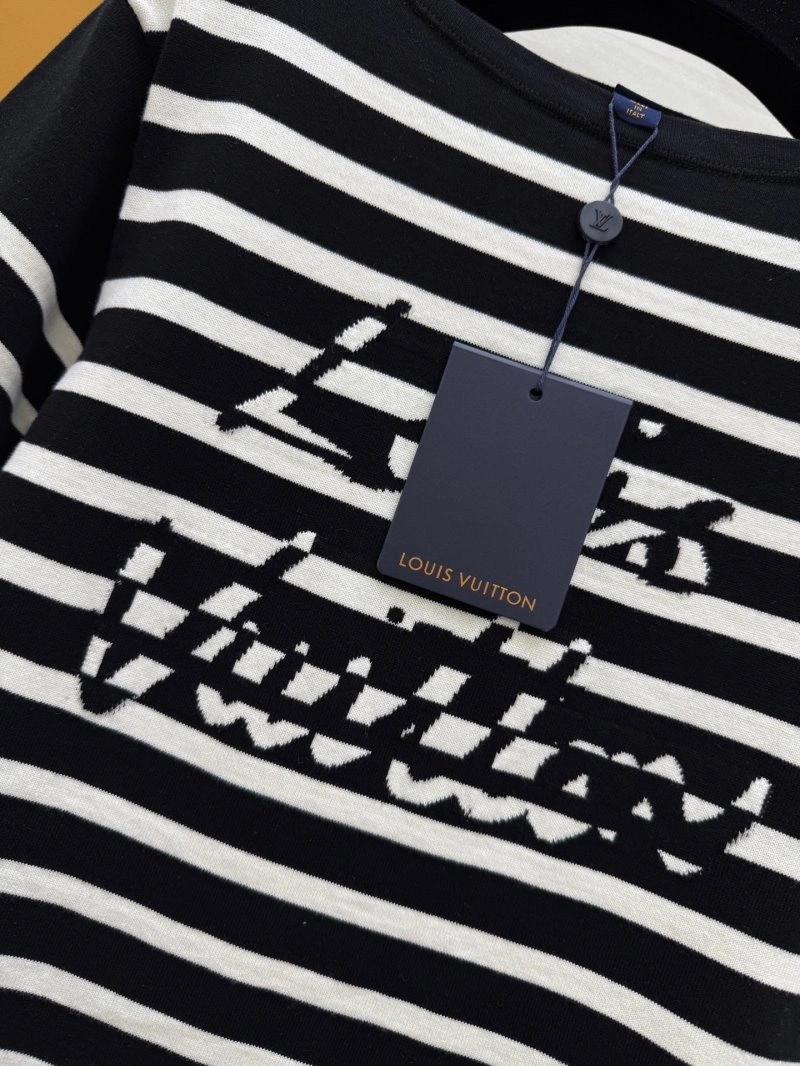 High fidelity Louis Vuitton T-Shirts