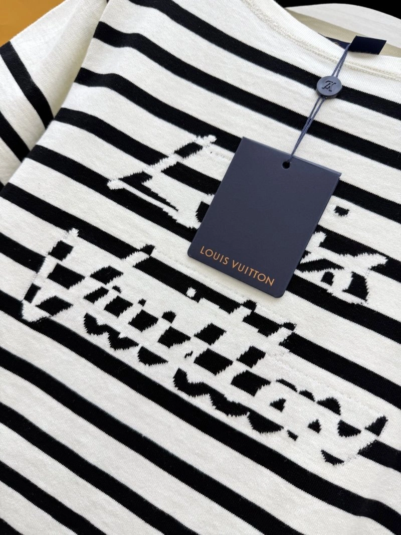 1:1 copy Louis Vuitton T-Shirts