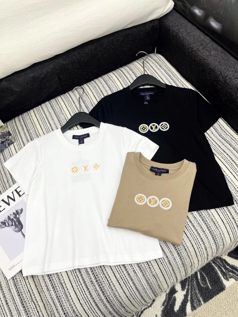 Factory-made Louis Vuitton T-Shirts
