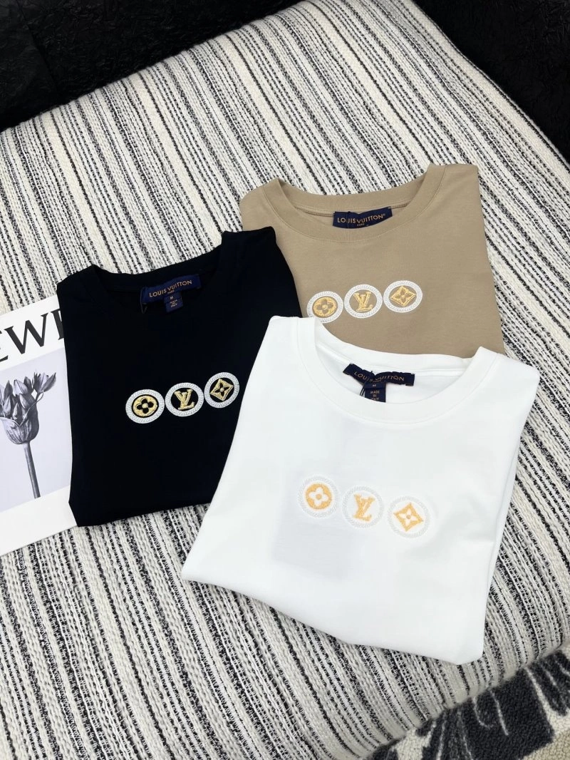 Factory-made Louis Vuitton T-Shirts