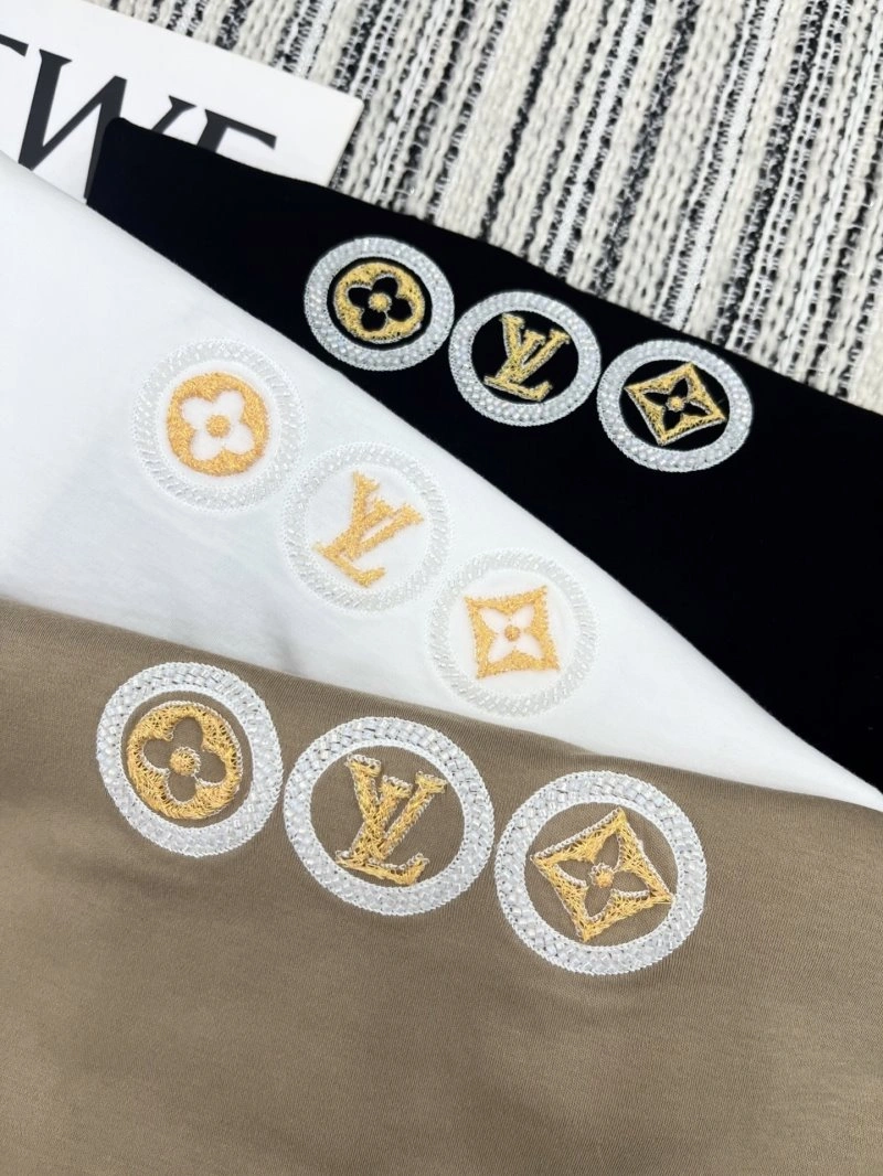 Factory-made Louis Vuitton T-Shirts
