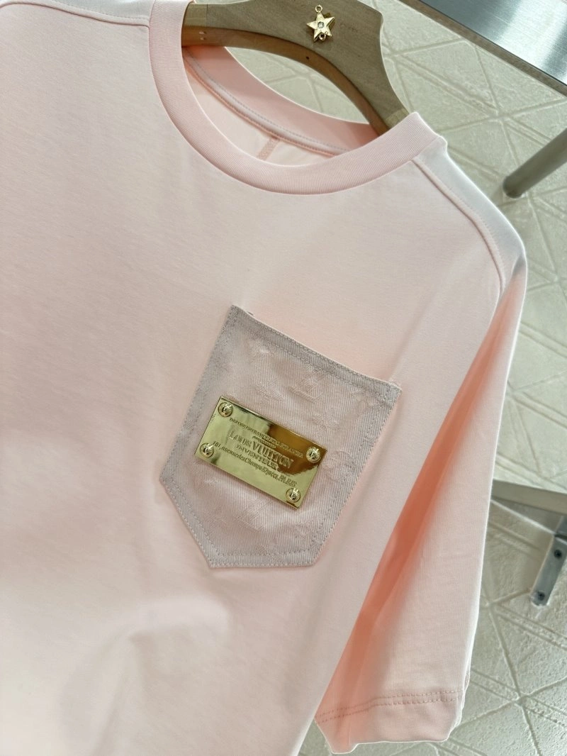 Precise copy Louis Vuitton T-Shirts