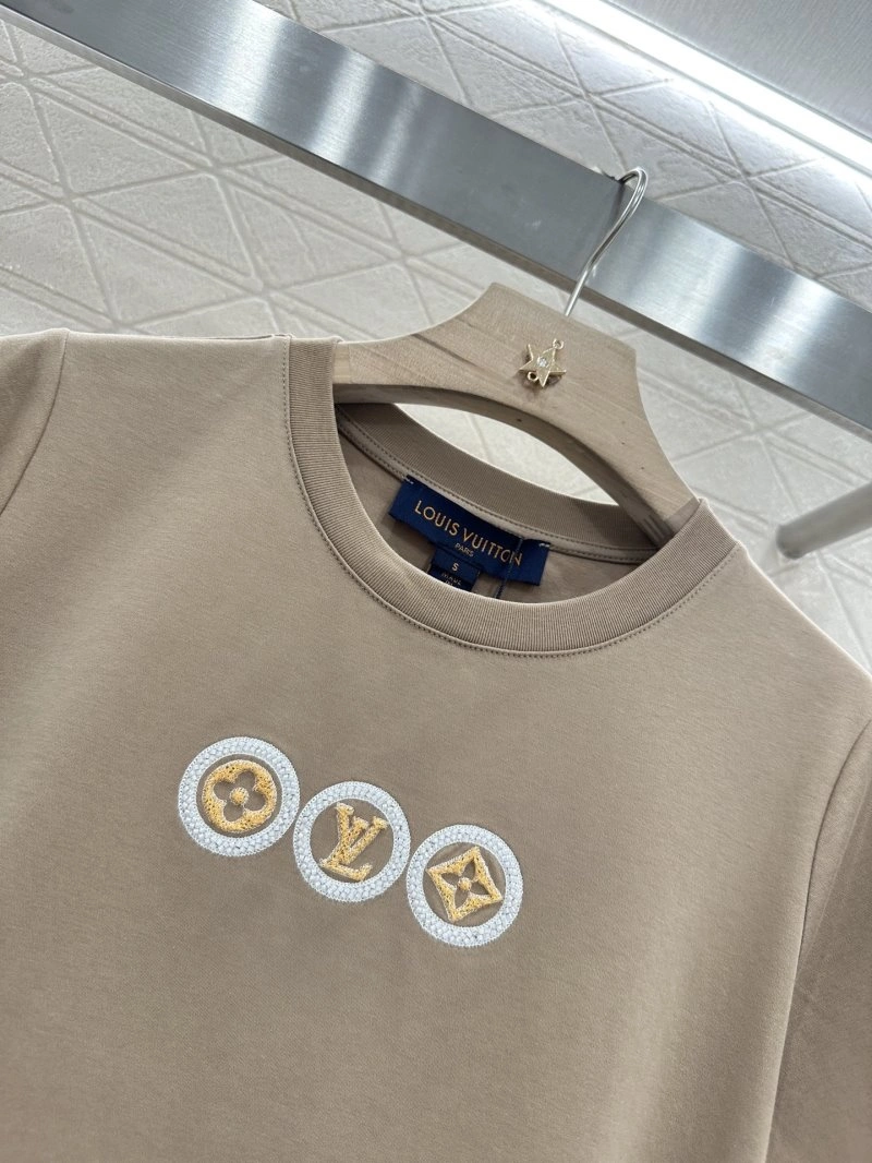 Reasonably priced Louis Vuitton T-Shirts