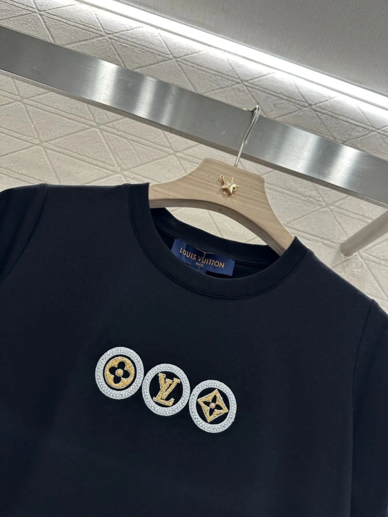 Cut-rate Louis Vuitton T-Shirts
