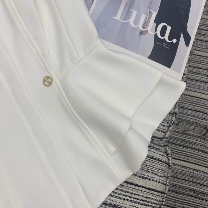 Indistinguishable Louis Vuitton T-Shirts