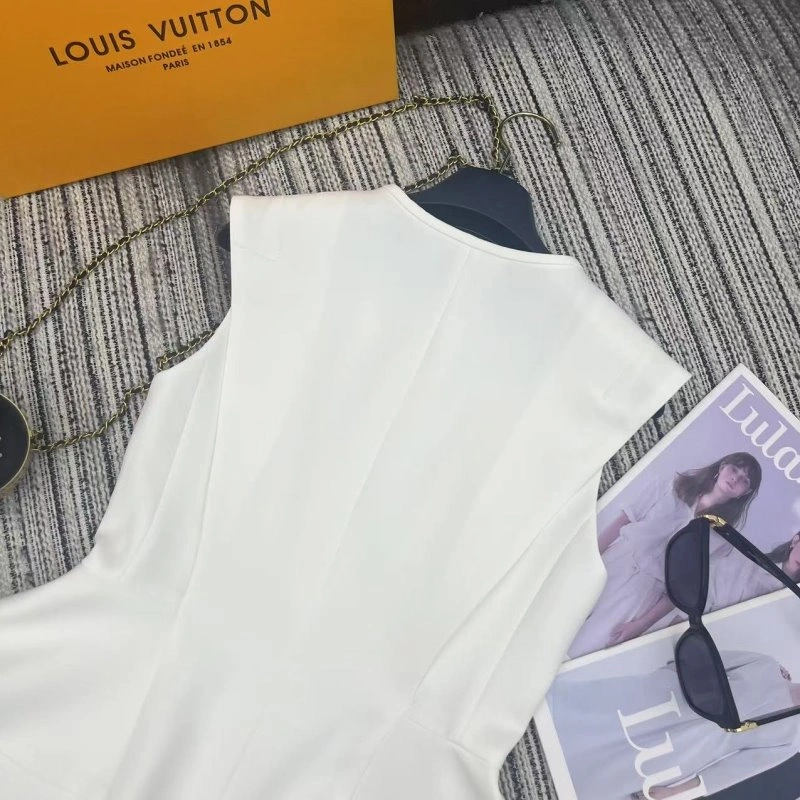 Indistinguishable Louis Vuitton T-Shirts