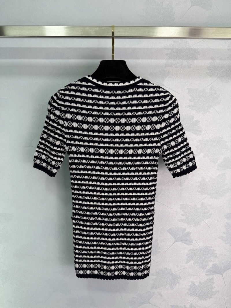 Top match Louis Vuitton T-Shirts