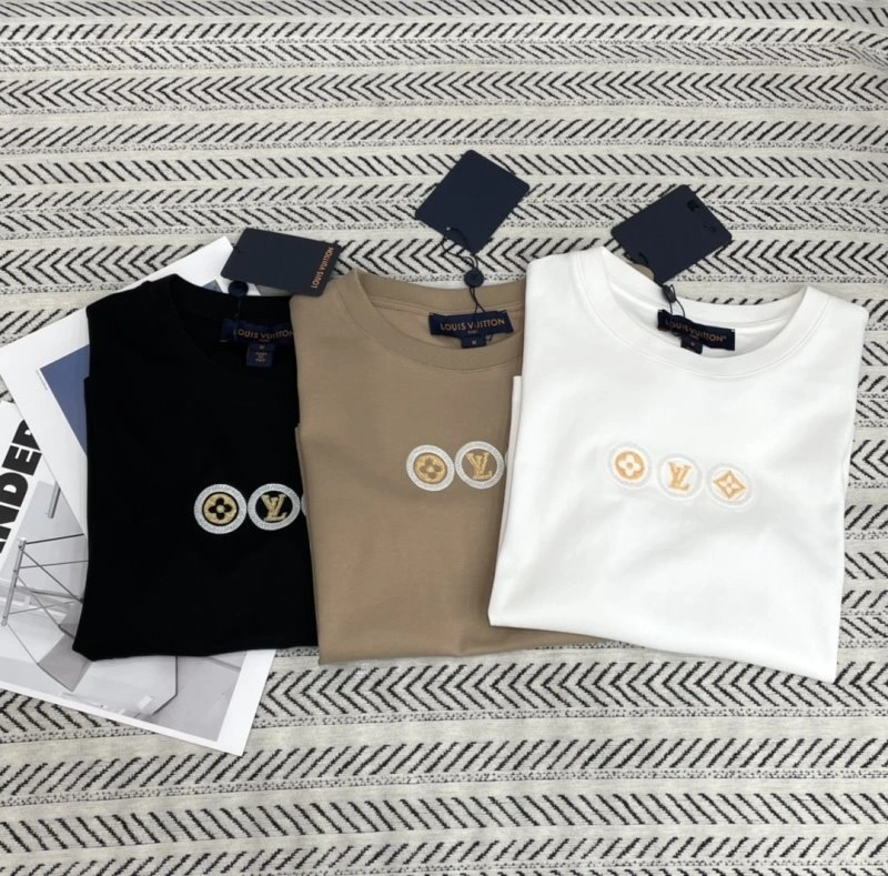 Top match Louis Vuitton T-Shirts