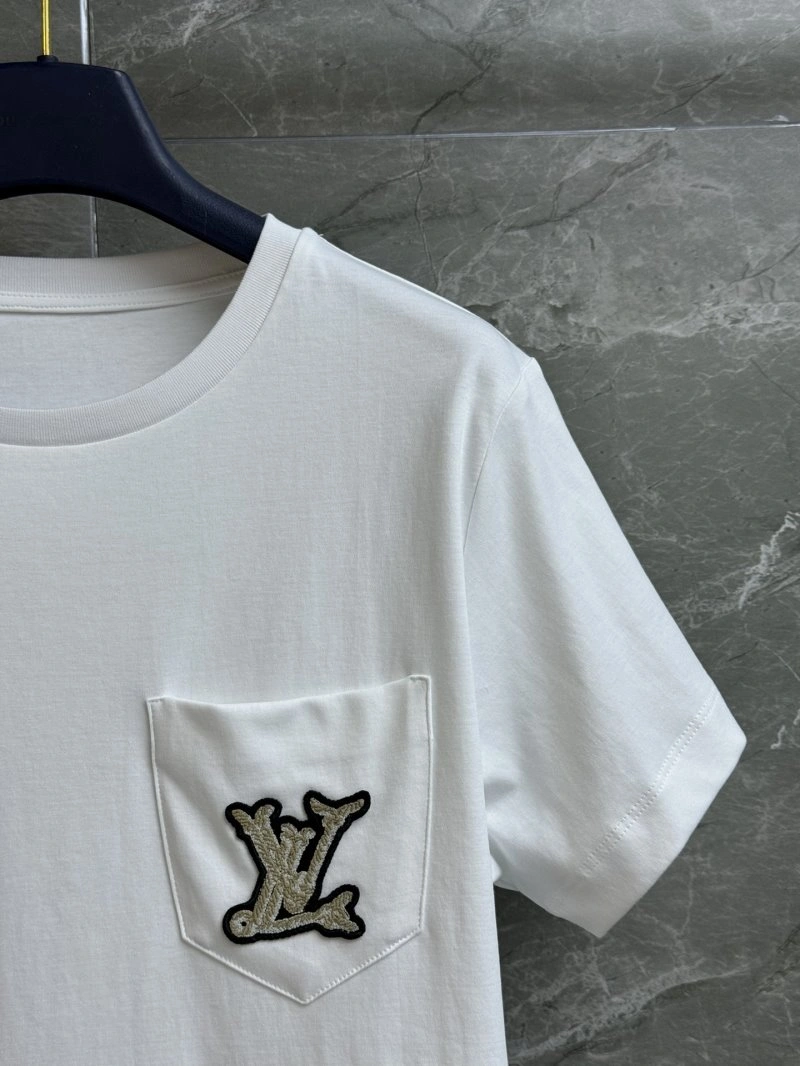 Bargain Louis Vuitton T-Shirts