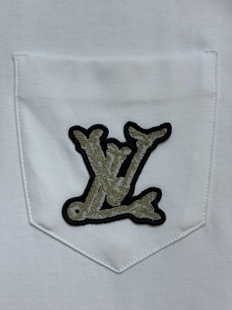 Bargain Louis Vuitton T-Shirts