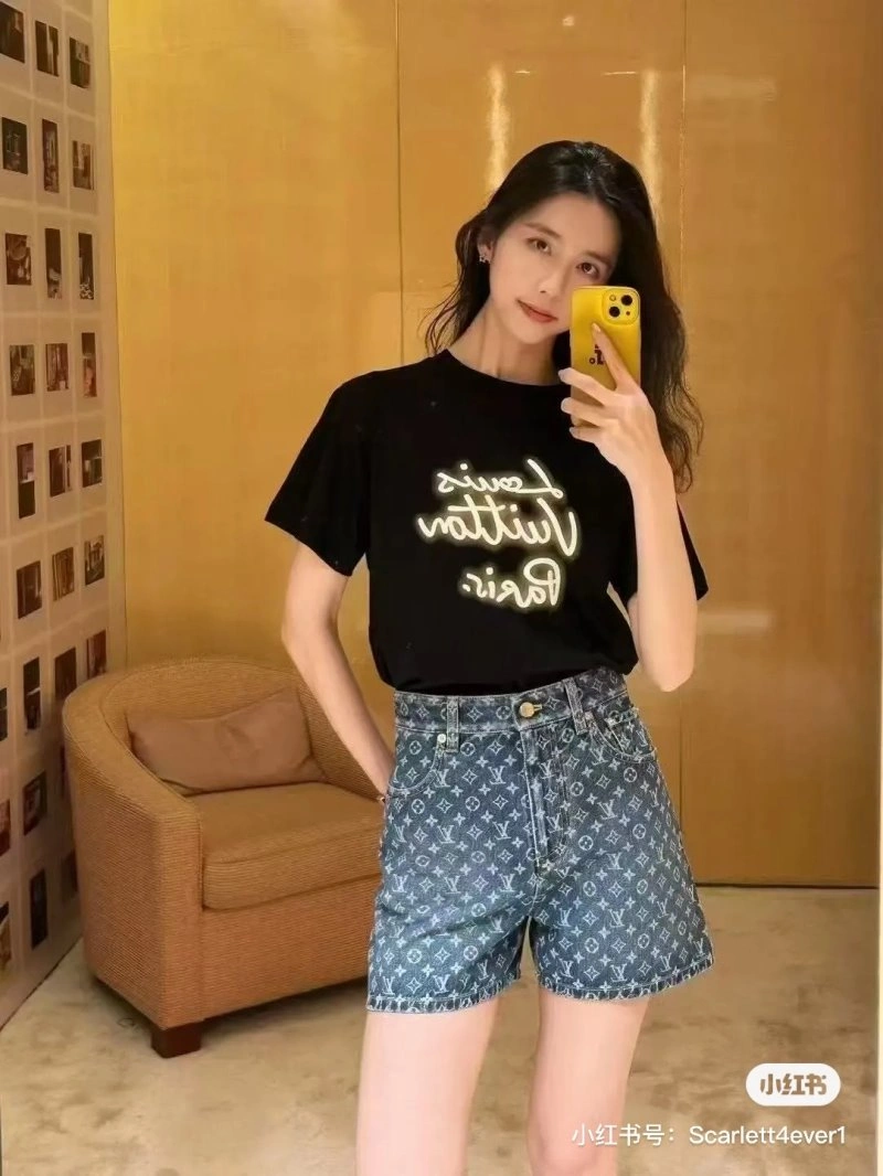 High fidelity Louis Vuitton T-Shirts