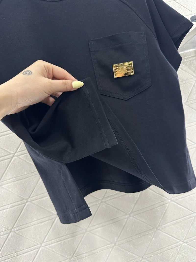 Accurate model Louis Vuitton T-Shirts
