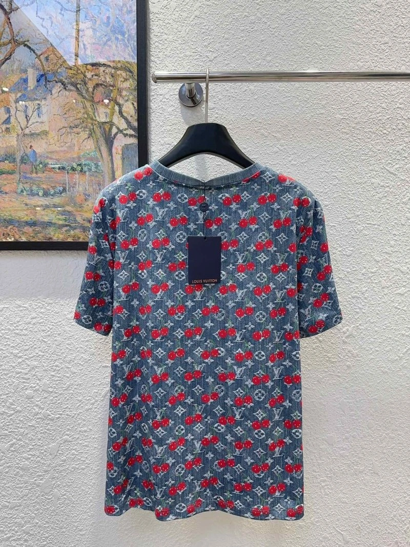 Bargain Louis Vuitton T-Shirts