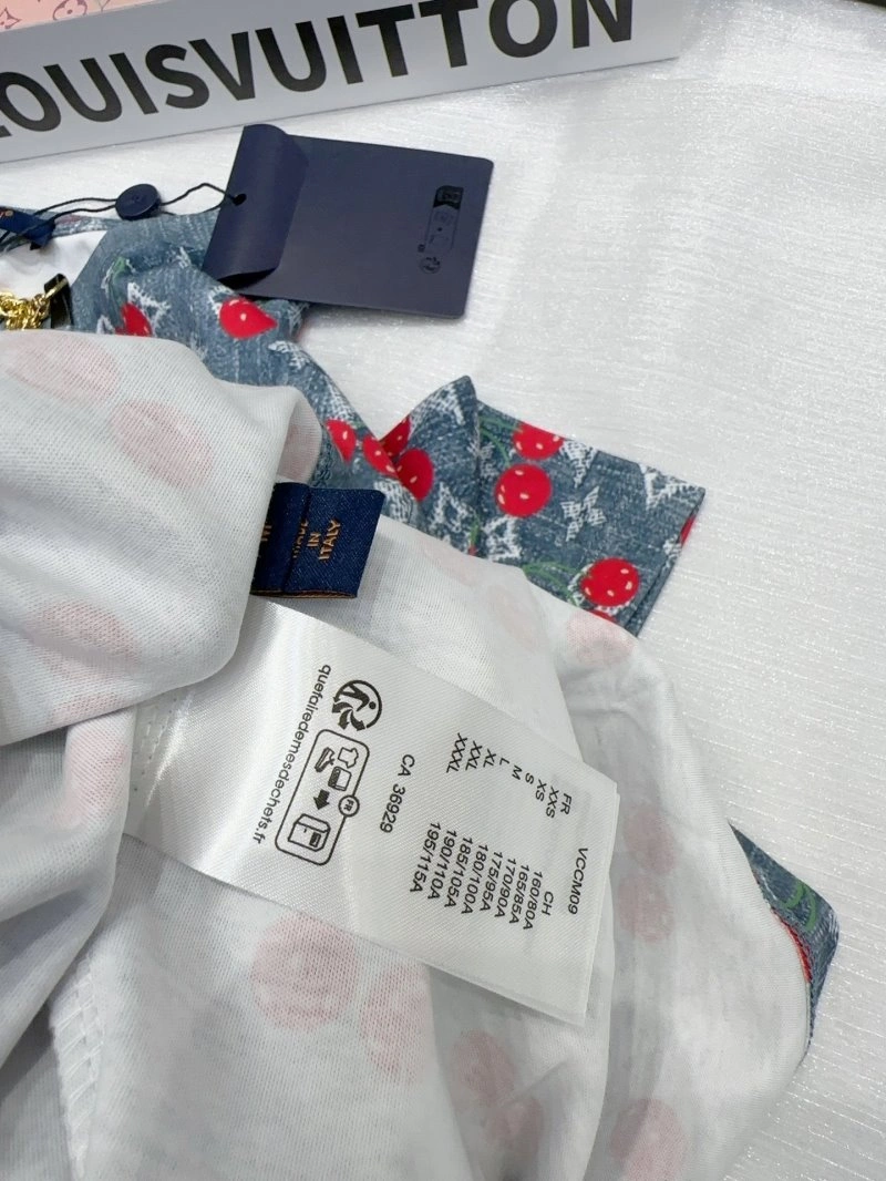 Bargain Louis Vuitton T-Shirts