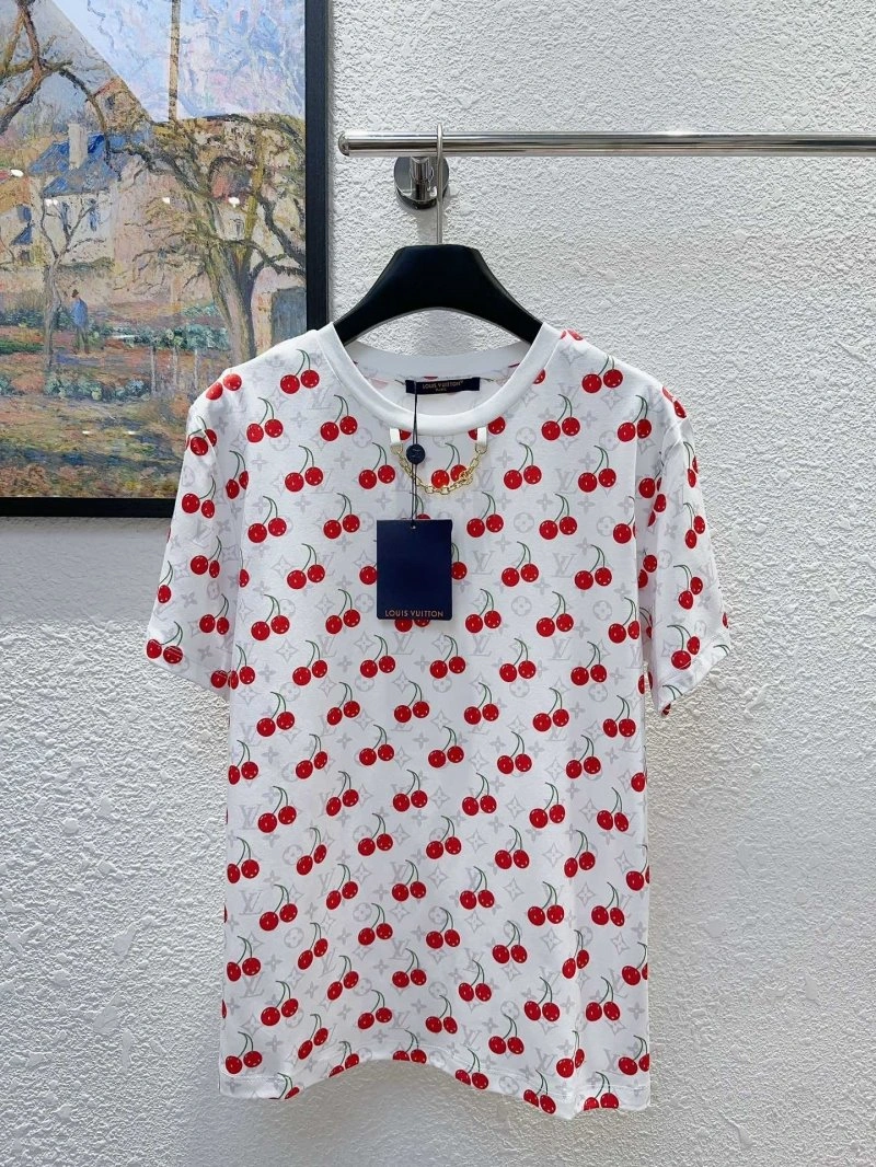 Cut-rate Louis Vuitton T-Shirts