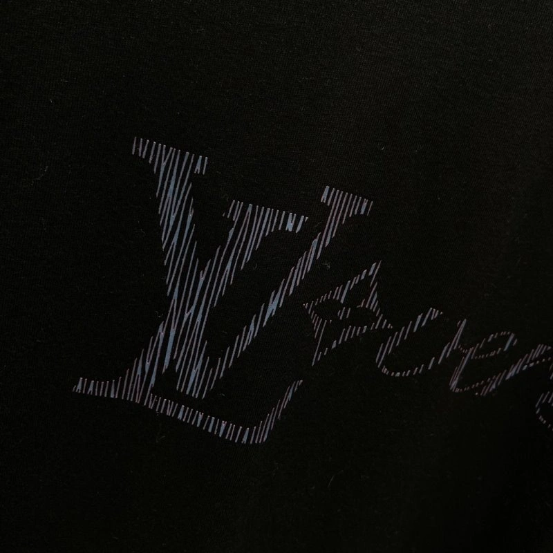 Inexpensive Louis Vuitton T-Shirts