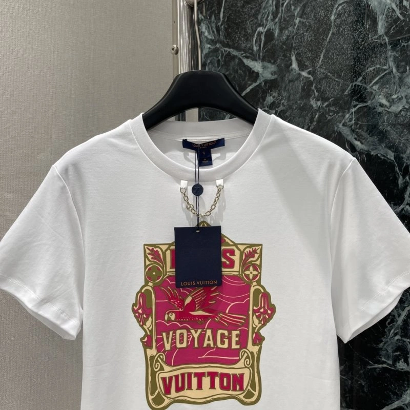 Low-cost Louis Vuitton T-Shirts