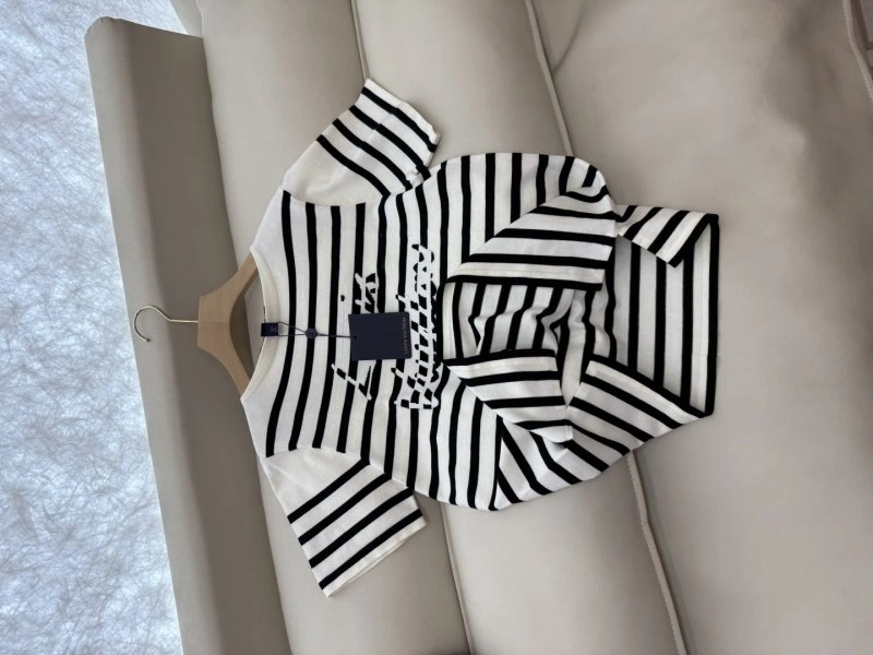 Precise copy Louis Vuitton T-Shirts