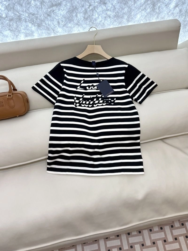 Perfect replica Louis Vuitton T-Shirts