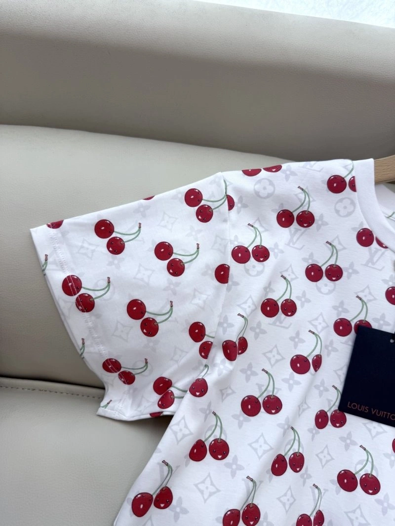 1:1 copy Louis Vuitton T-Shirts