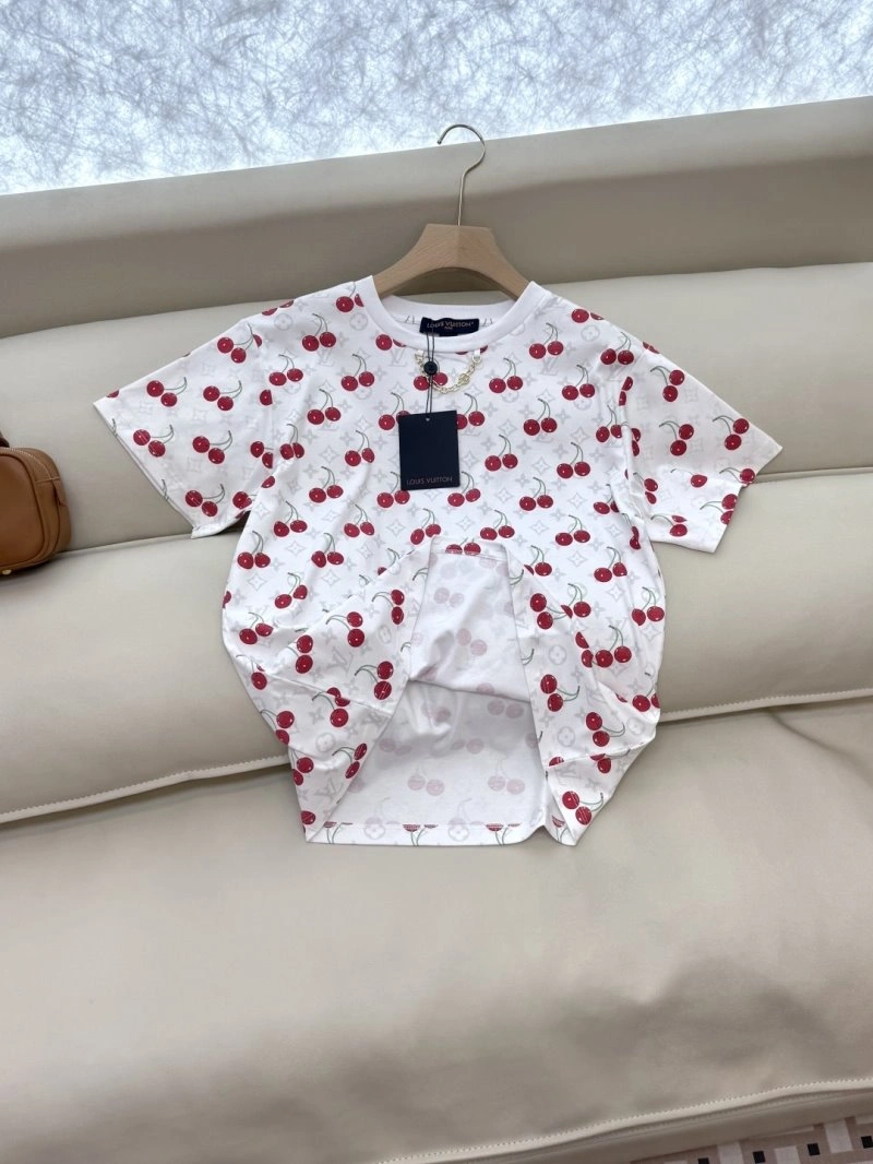 1:1 copy Louis Vuitton T-Shirts