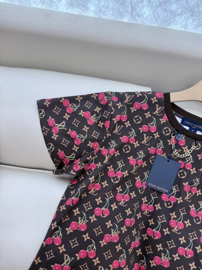 Top mirror Louis Vuitton T-Shirts