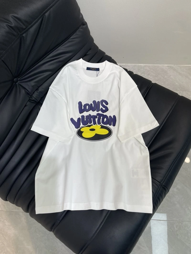 Exact replica Louis Vuitton T-Shirts