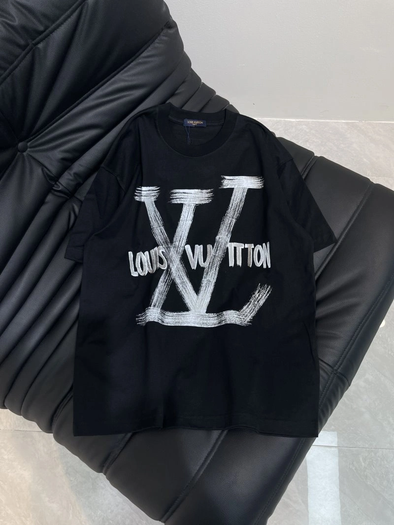 High accuracy Louis Vuitton T-Shirts