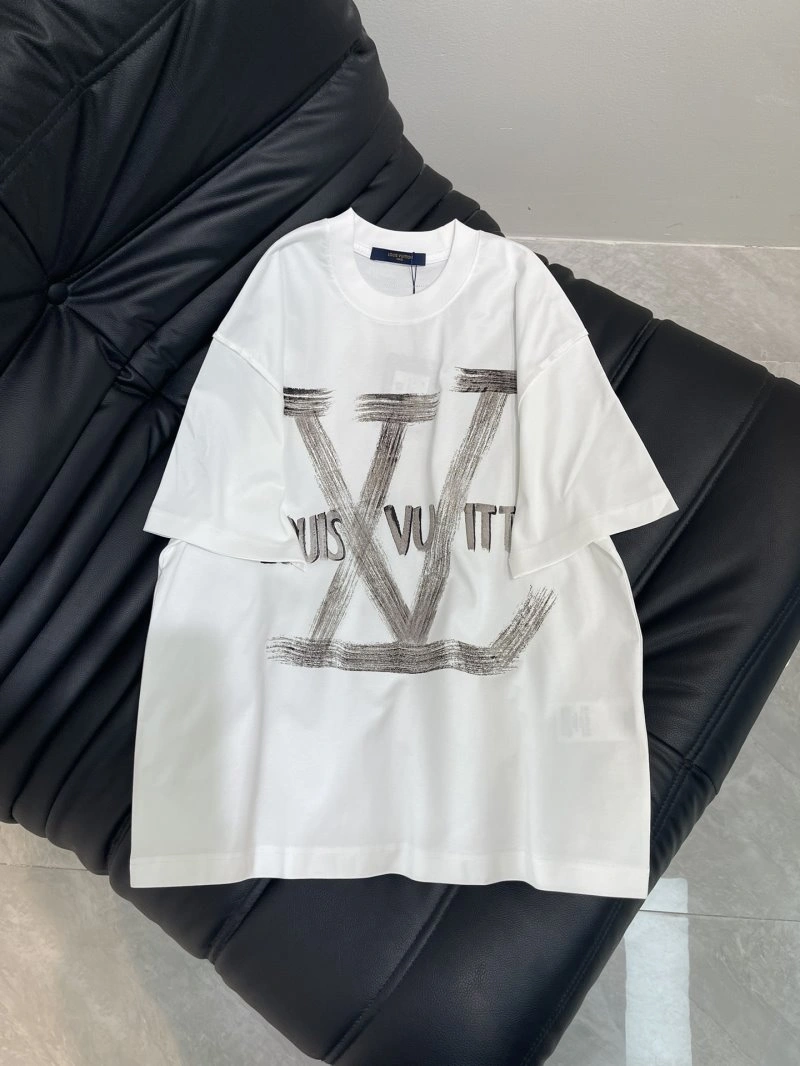 High accuracy Louis Vuitton T-Shirts