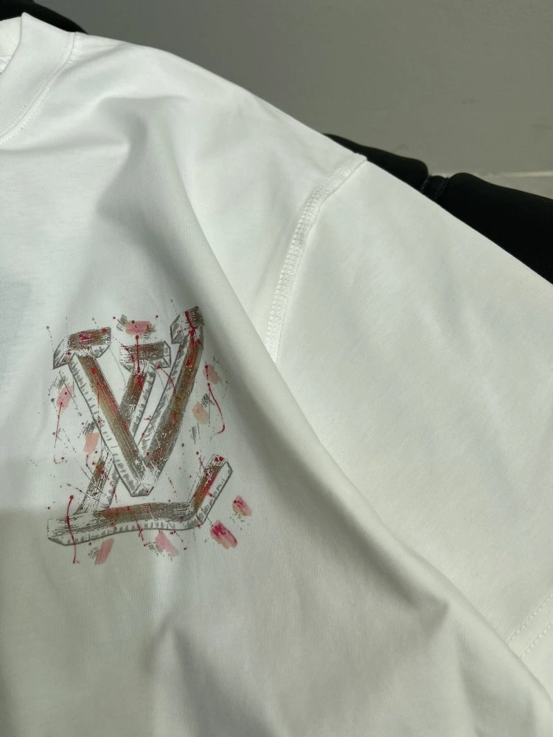 Factory-made Louis Vuitton T-Shirts