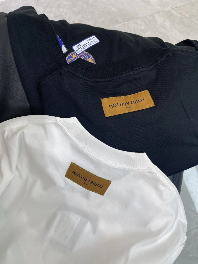 High fidelity Louis Vuitton T-Shirts
