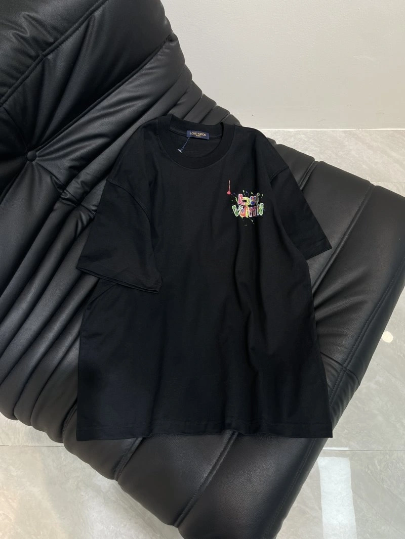 Bargain Louis Vuitton T-Shirts