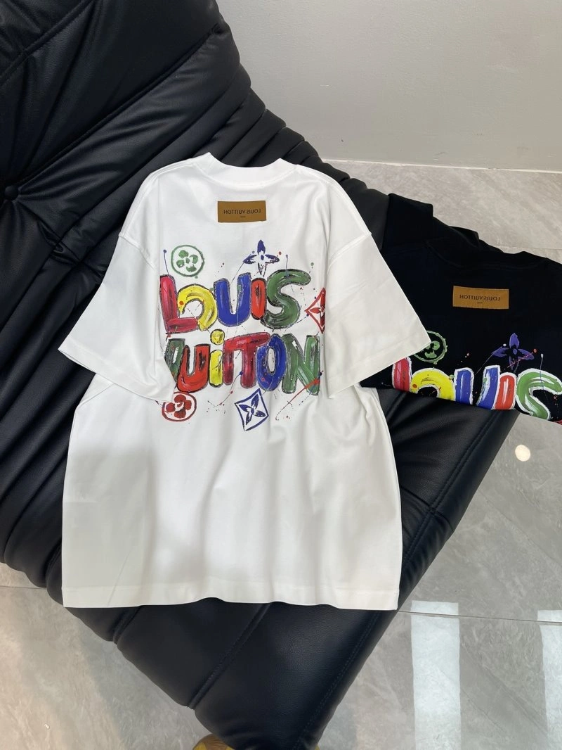 Bargain Louis Vuitton T-Shirts