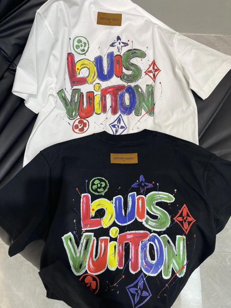 Bargain Louis Vuitton T-Shirts