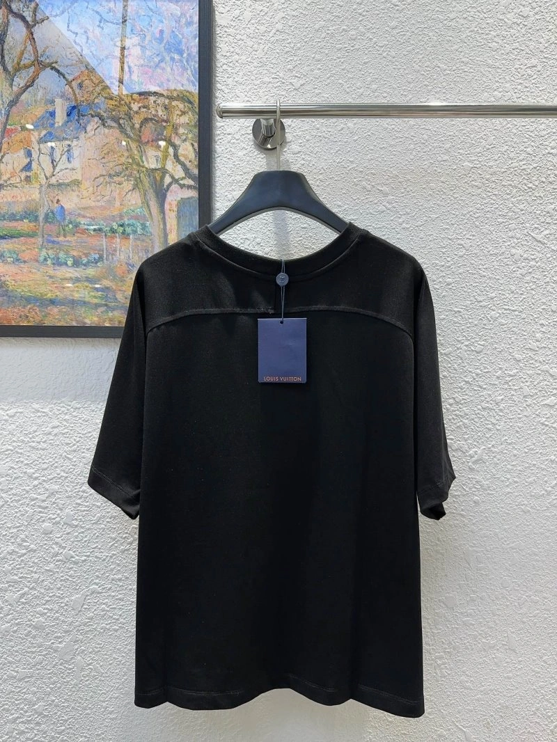 Factory-made Louis Vuitton T-Shirts